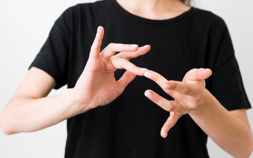 Lawmakers In Philippines Urge Agencies To Deploy Sign Language